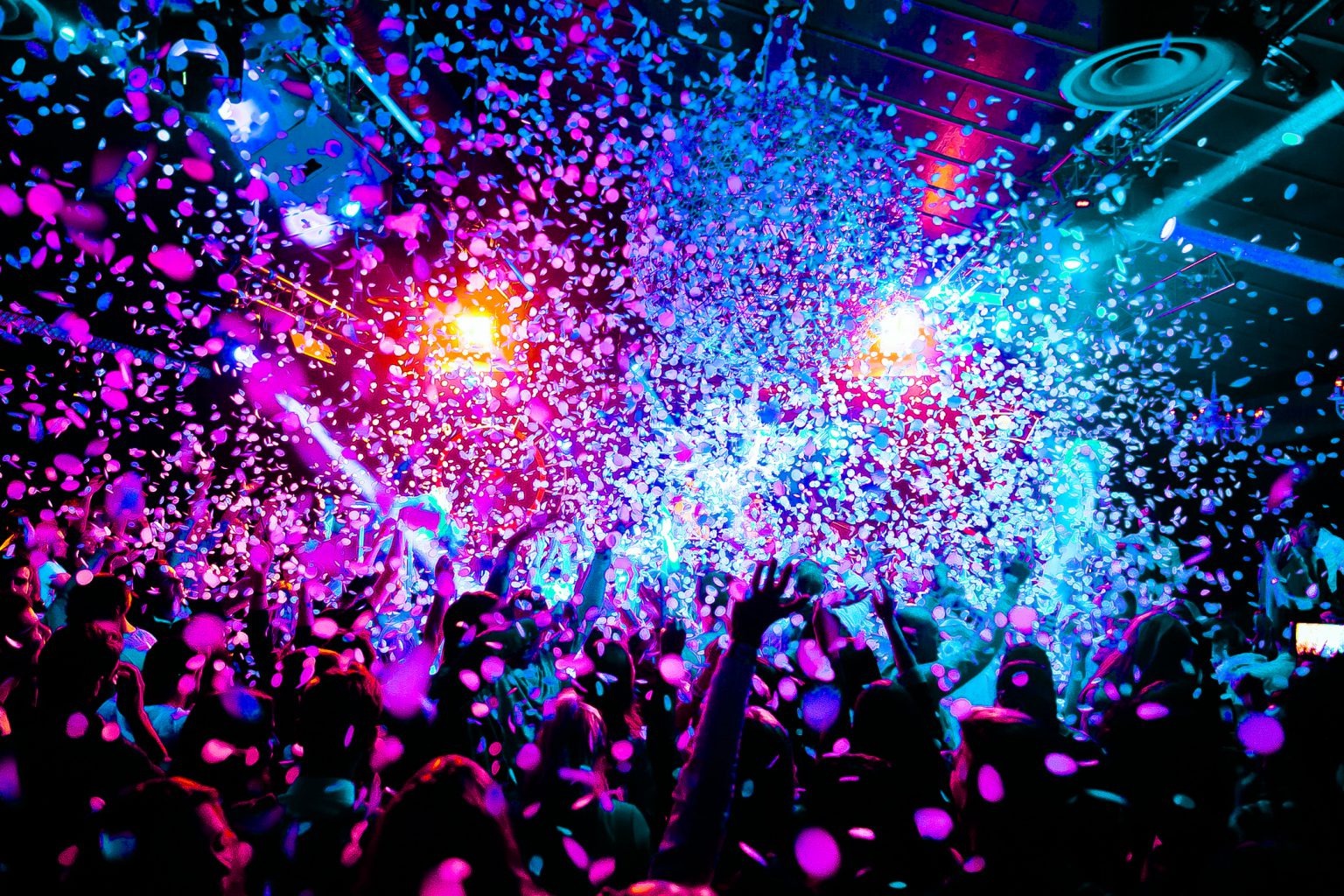 Confetti / Streamers Streamer Snippers effecten huren - SNIP Muziek en ...